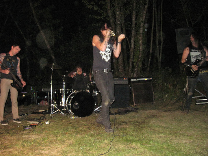 Alaric, Atriarch lure you into their darkness with astonishing split ...